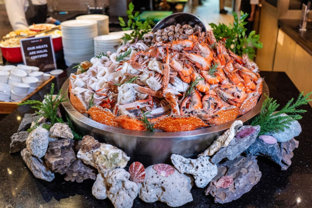 Dining Offers l Crowne Plaza Vientiane